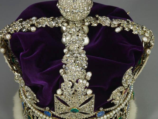 CORONATION JEWELS WITH IMAGES